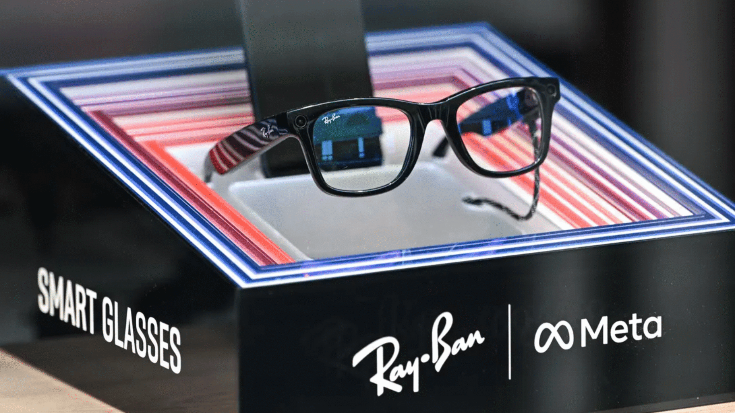 Ray-Ban Meta AI Glasses Drive 110% Surge in Global Smart Glasses Market ...